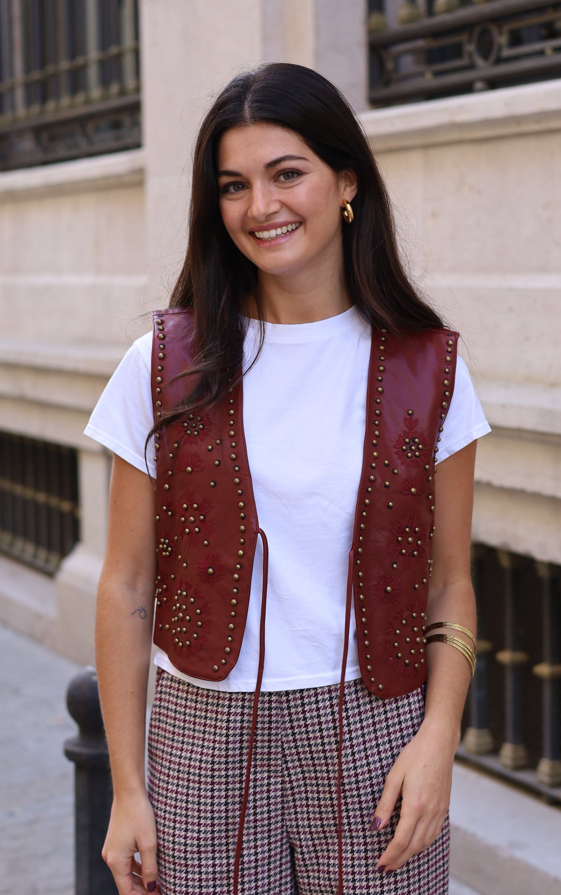 CHALECO TACHUELAS BURDEOS – elephantrooms